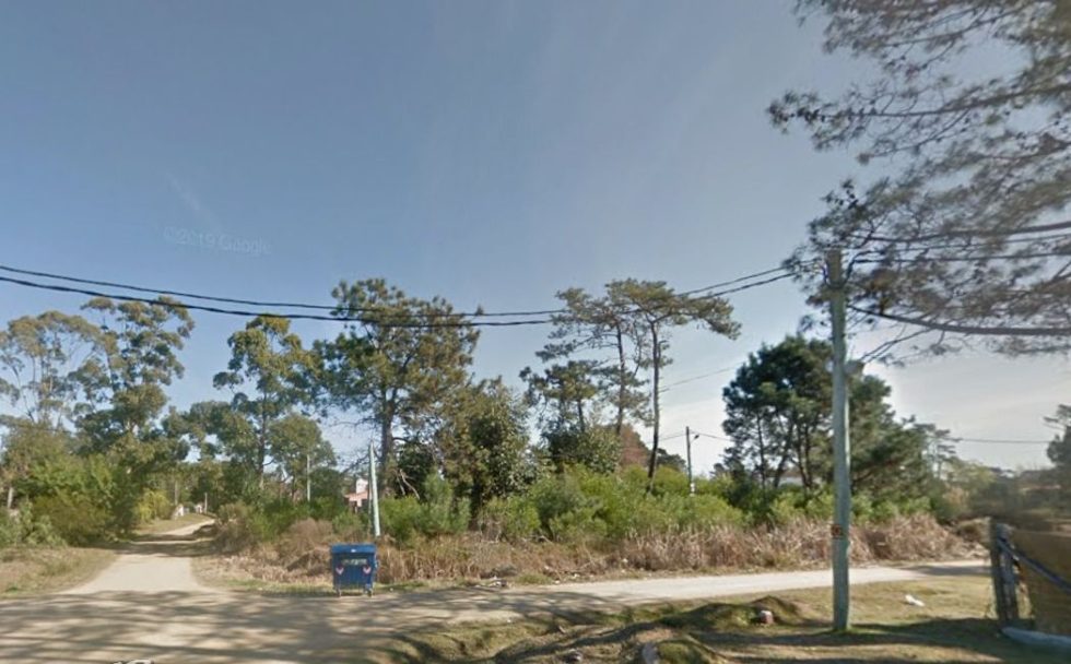 TERRENO EN VENTA EL PINAR A UNA CUADRA DEL MAR | Macari